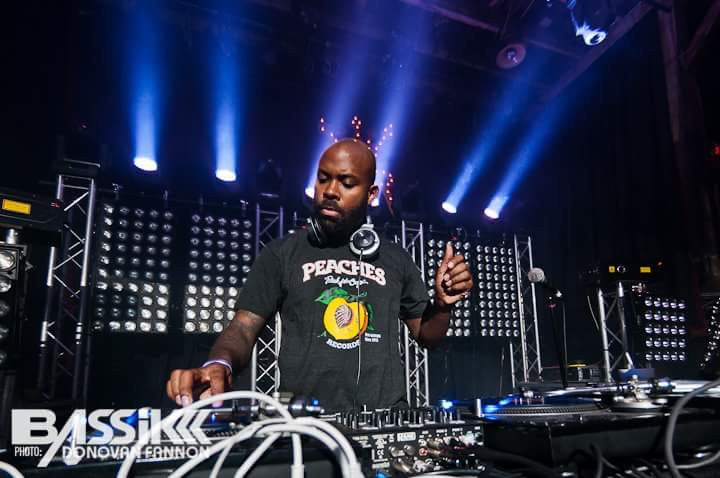 Peaches Record Store – Peaches Records